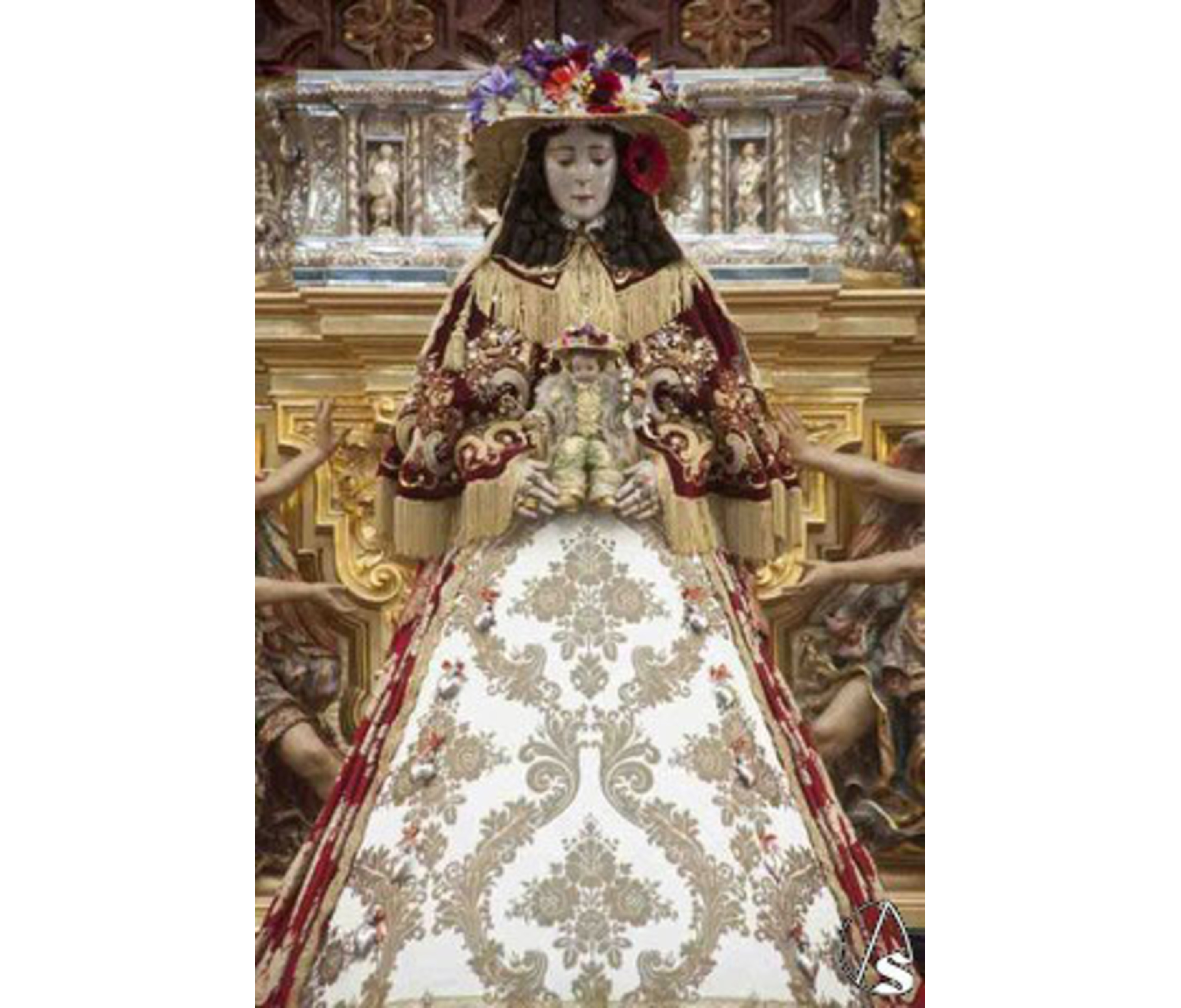 Vestidos de la Virgen María, la Virgen de Rocío
