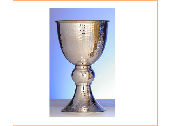 Cáliz católico fabricado en plata con estilo románico - Brabander.es